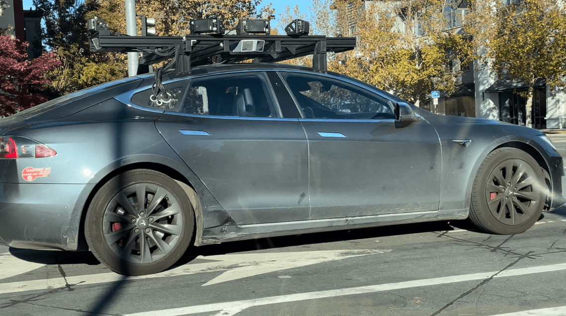 Erneut Tesla mit Lidar-Rack gesichtet – Der letzte Führerscheinneuling…